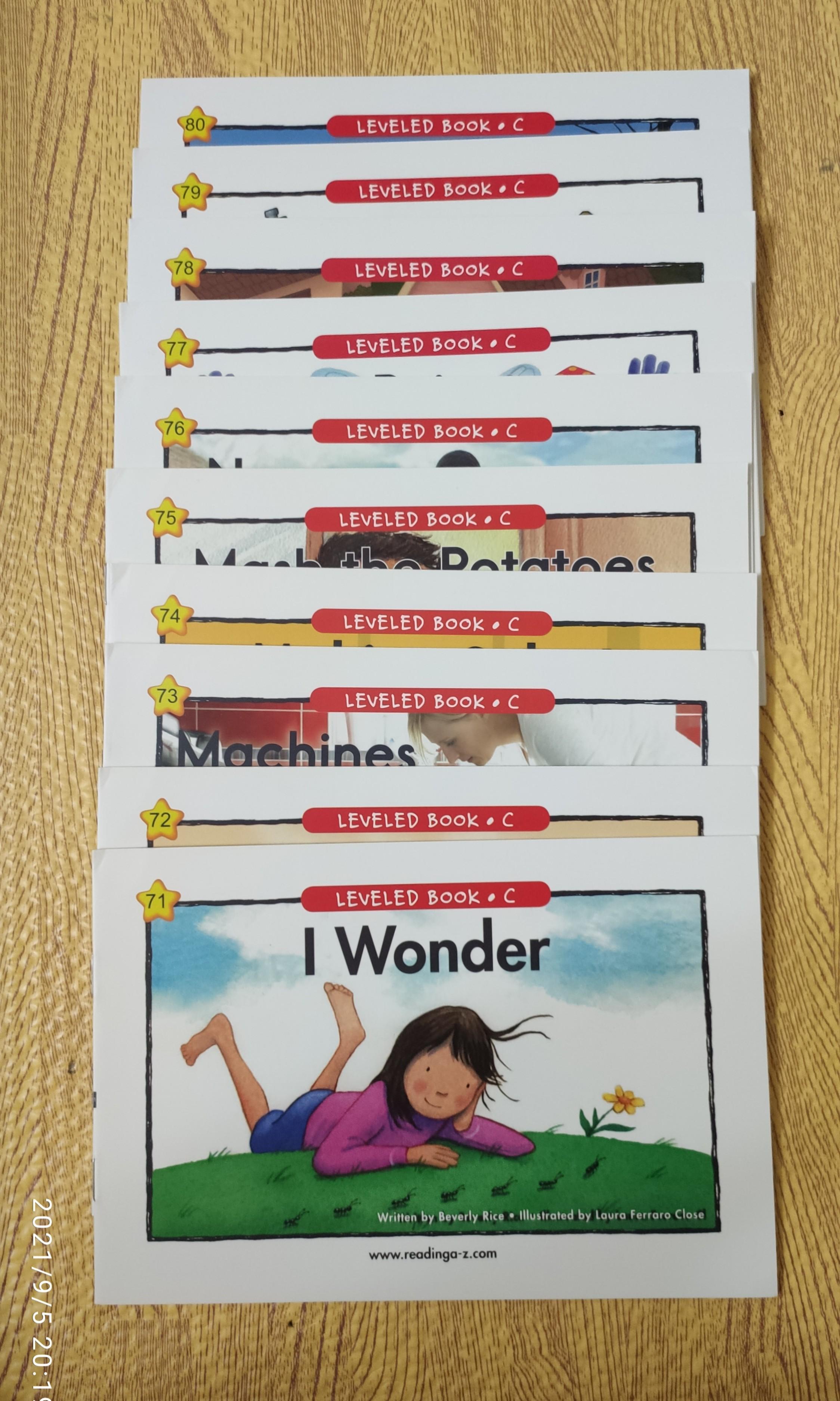 Reading A-Z level C book 1-100, Hobbies & Toys, Books & Magazines ...