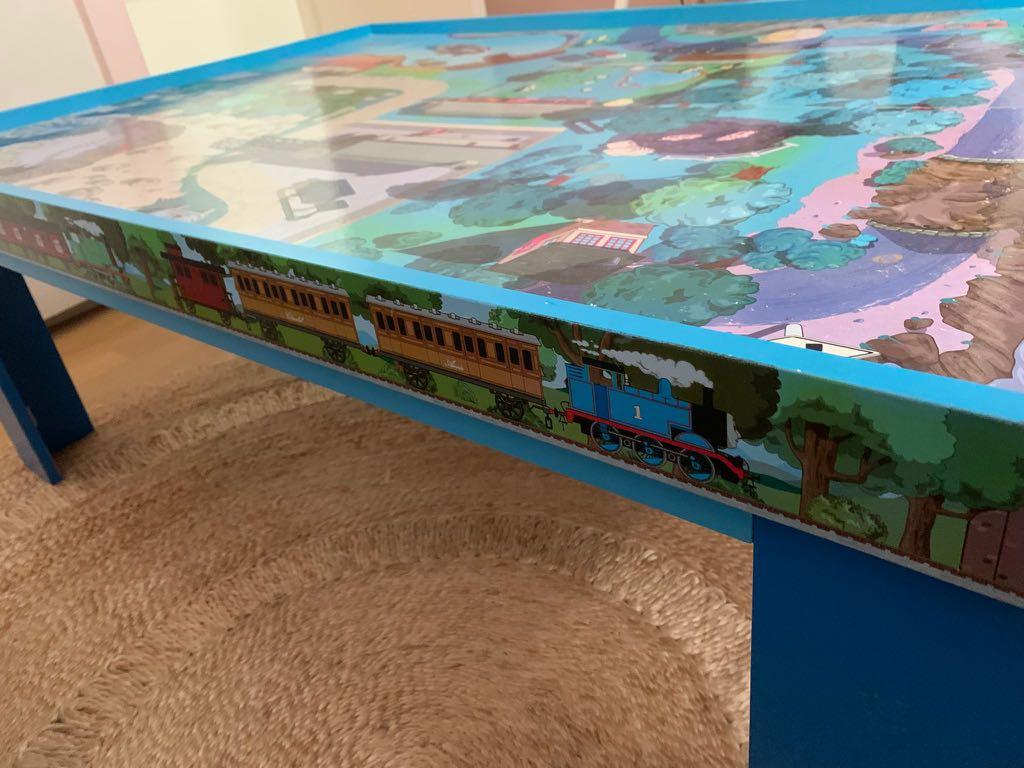 Thomas tank engine train table, Hobbies & Toys, Toys & Games on Carousell