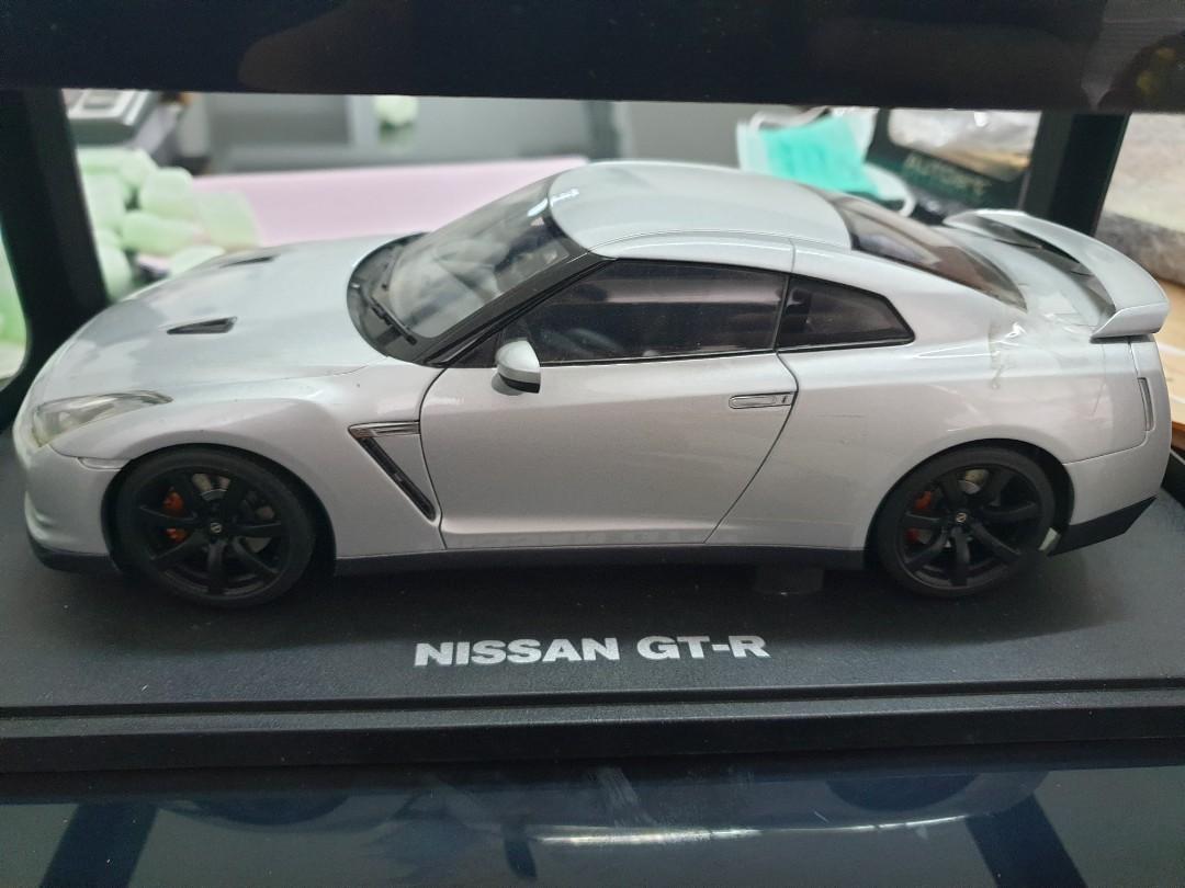 1/18 AUTOART NISSAN SKYLINE GTR R35 SILVER OPTIONAL WHEELS NOT NOREV ...
