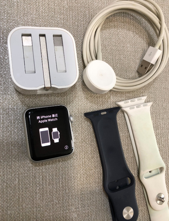 Apple Watch Series 0 第一代 42MM 香港行貨 私人自讓, 手提電話, 智能穿戴裝置及智能手錶 - Carousell