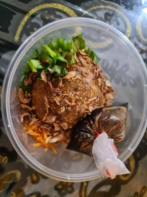 BURGER RAMLY / ROTI JOHN /TAHU BEGEDIL, Food & Drinks, Local Eats on ...