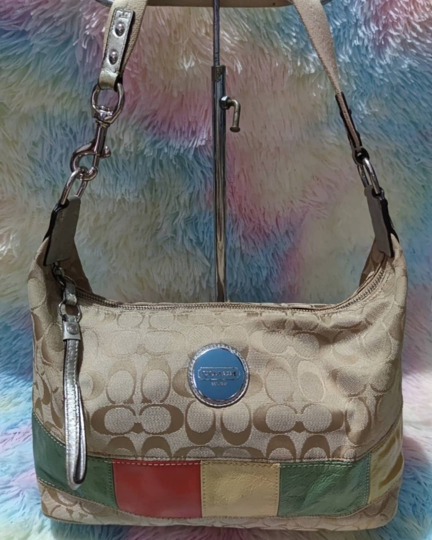Coach Signature Hobo Shoulderbag, Women's Fashion, Bags & Wallets ...