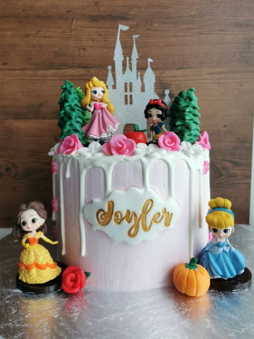 HALAL - Disney Princess Cake, Food & Drinks, Homemade Bakes on Carousell