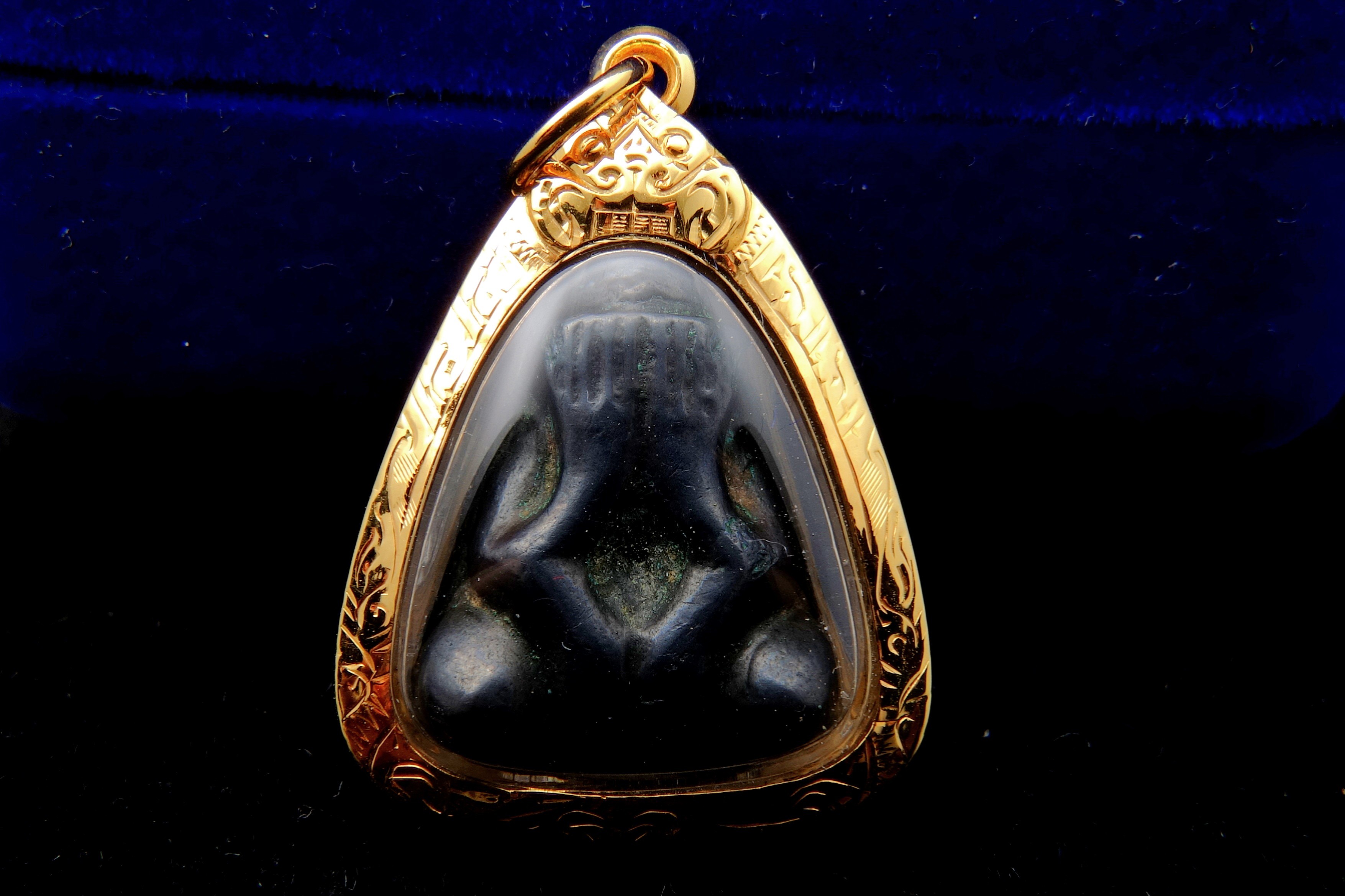 LP Boon Wat klang bang kaew Phra Pidta Be2460 Yant Si Rare, Hobbies ...