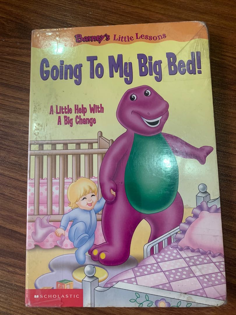Scholastic Barney storybook, Hobbies & Toys, Books & Magazines ...