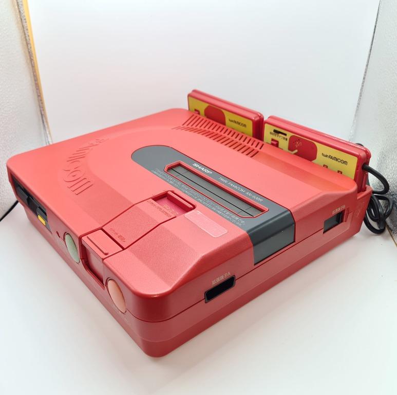 Sharp Twin Famicom AN-500B Red Retro Game Console, Video Gaming, Video Game Consoles, Others on ...