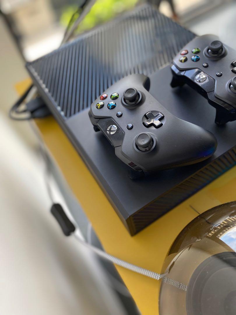 Xbox One 500GB (With GTA V Disc), Video Gaming, Video Game Consoles ...