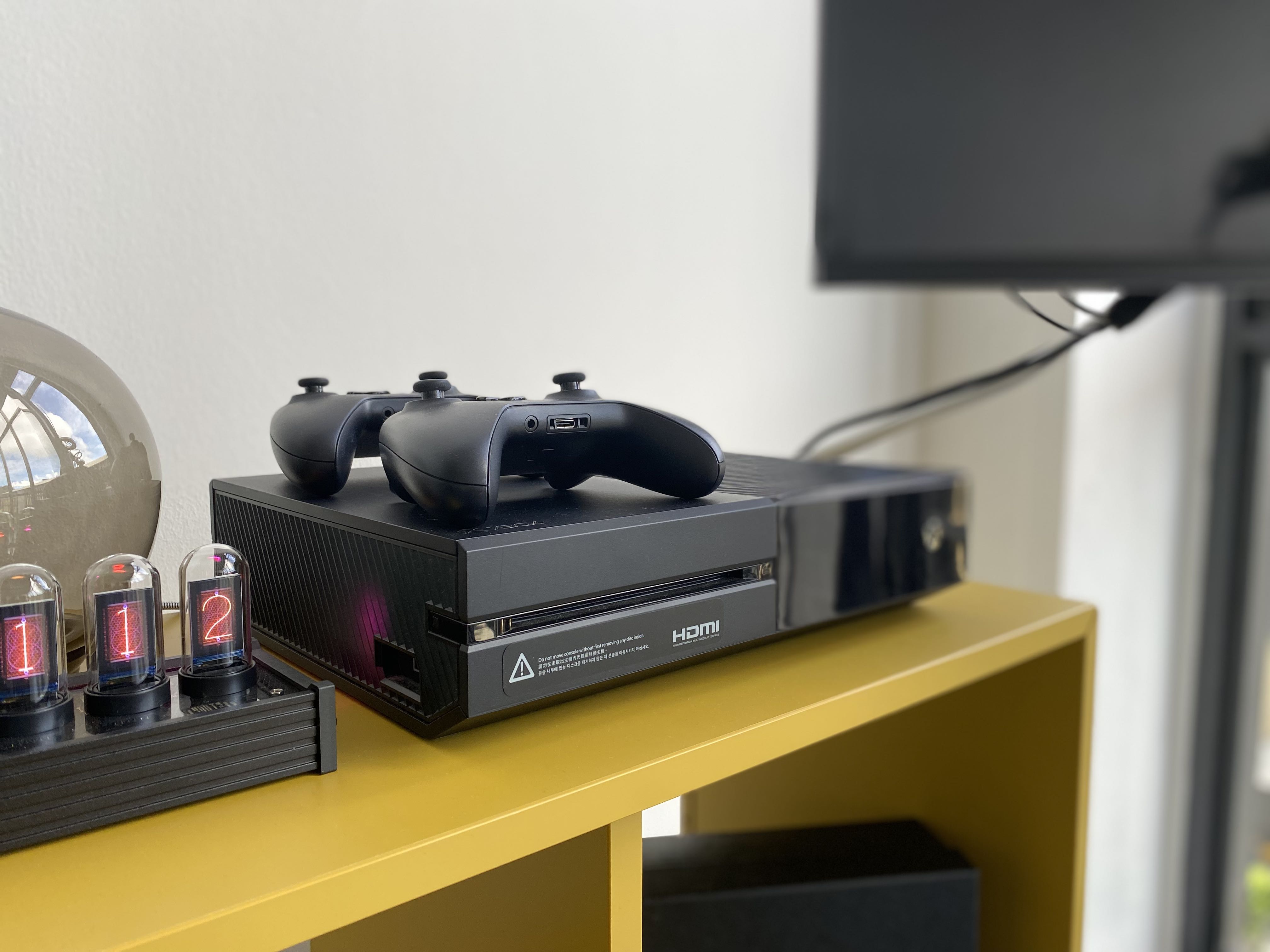 Xbox One 500GB (With GTA V Disc), Video Gaming, Video Game Consoles ...