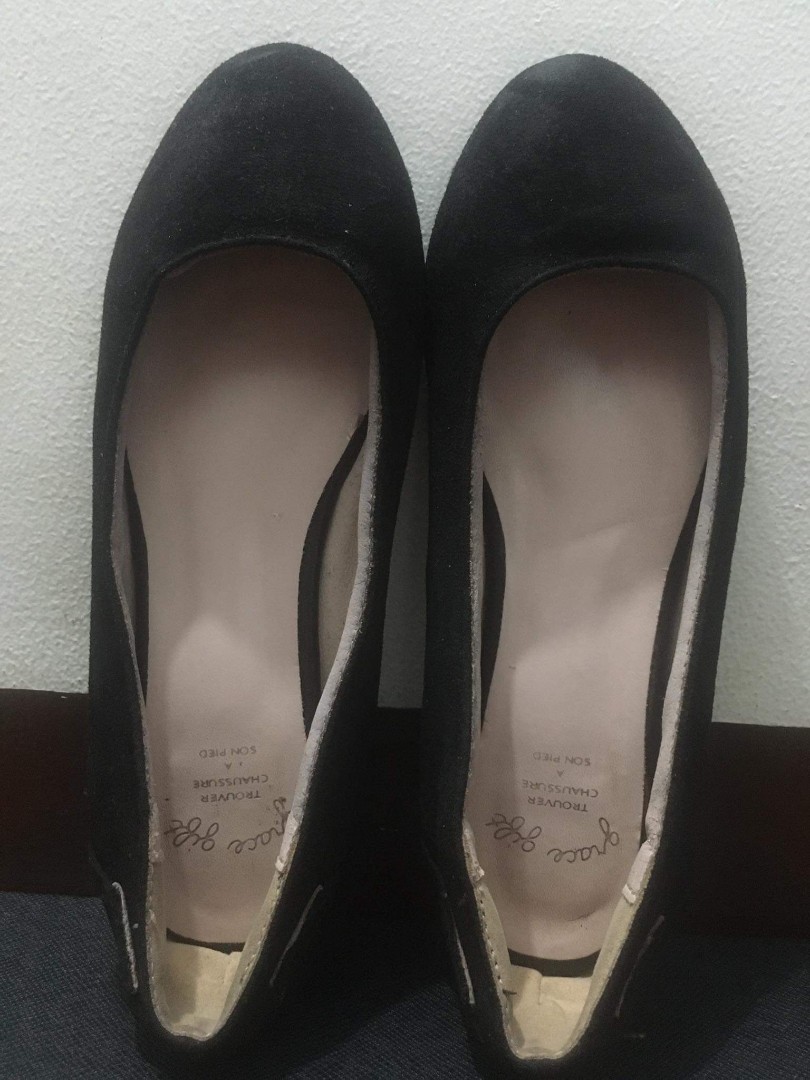 Black Dainty Flat dolly shoes, Women's Fashion, Footwear, Flats ...