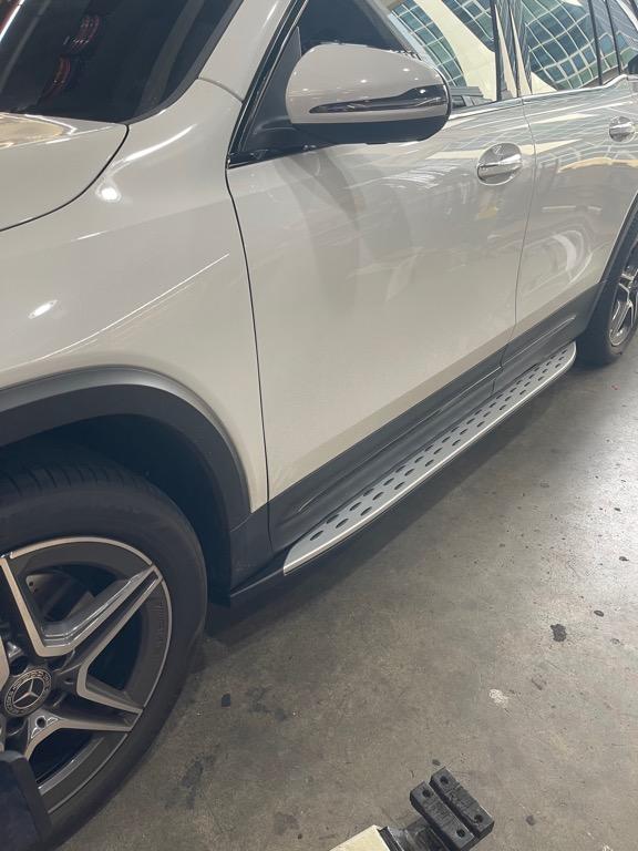 MERCEDES GLB SIDE STEP, Car Accessories, Accessories on Carousell
