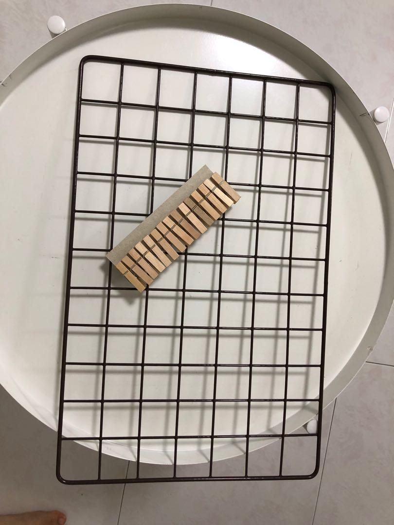 Metal Grid Photo Frame with clips, Furniture & Home Living, Home Decor ...