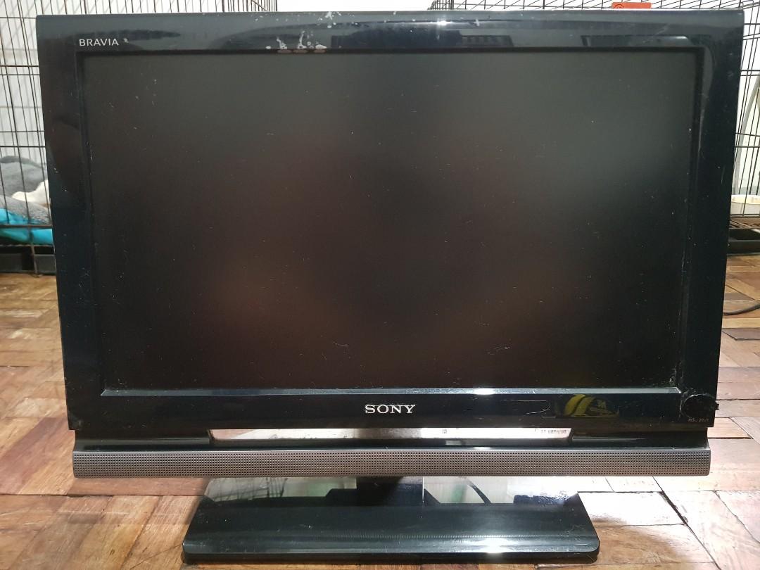 Sony Bravia 20" LCD TV, TV & Home Appliances, TV & Entertainment, TV on ...
