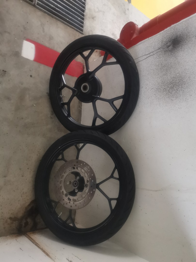 Aerox rim size 17, Motorcycles, Motorcycle Accessories on Carousell