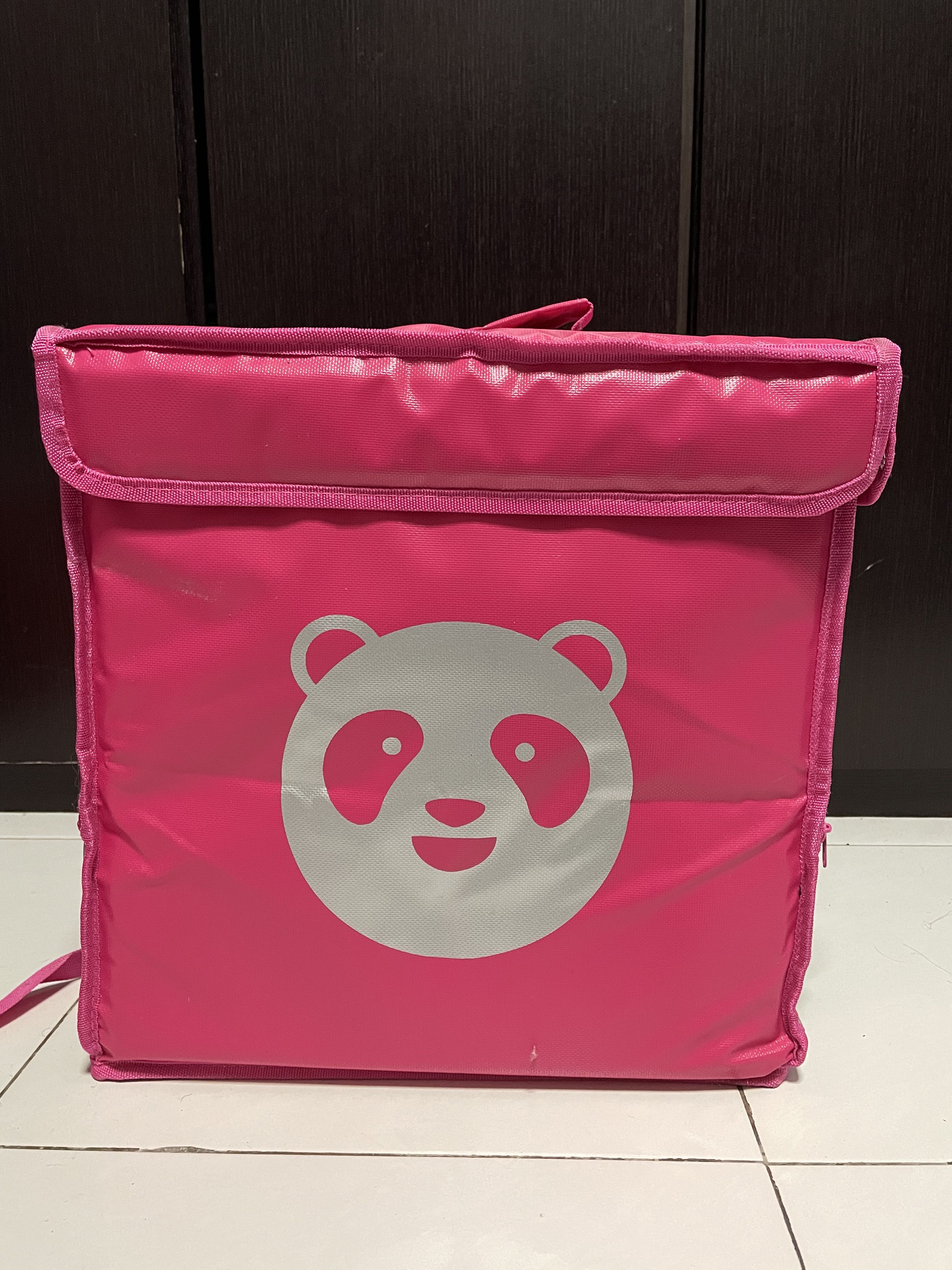 FoodPanda Bag / Delivery bag , Everything Else on Carousell