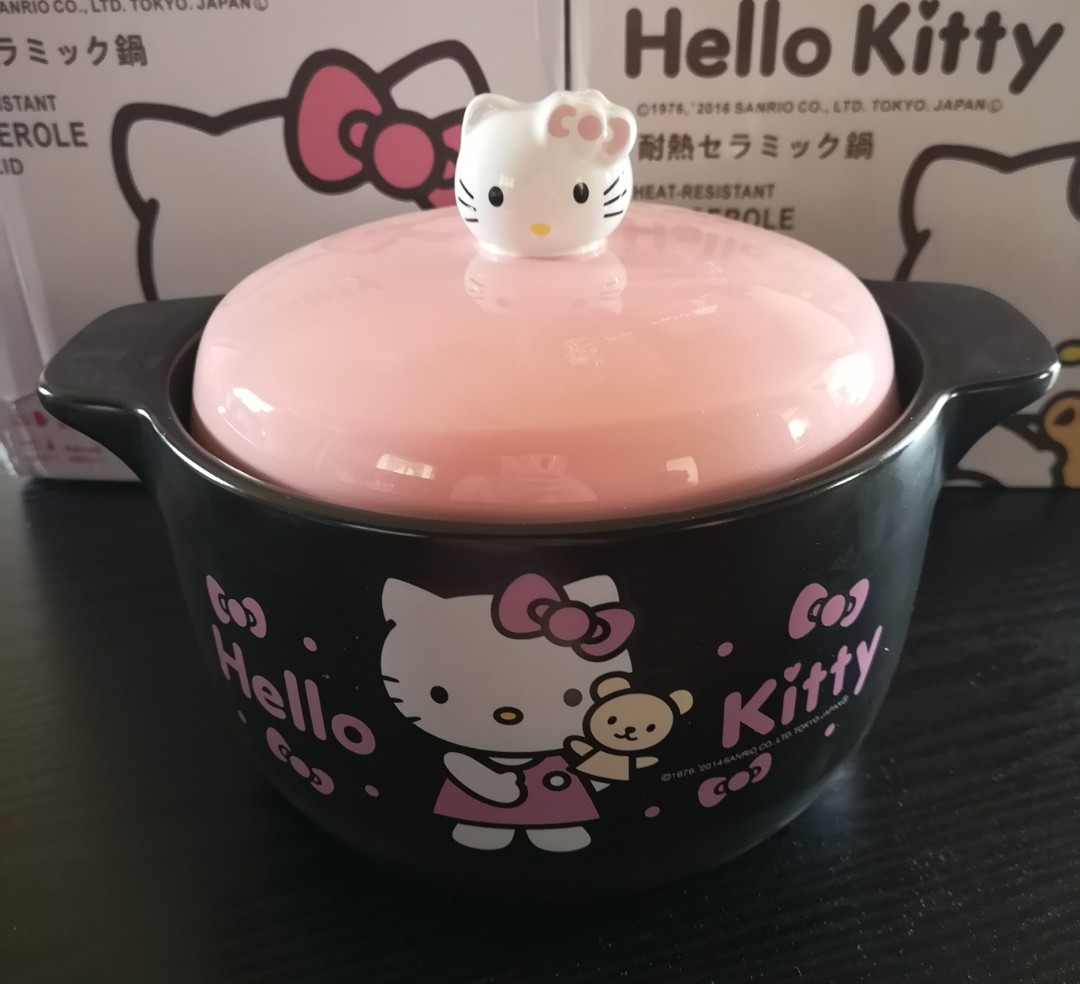 Hello Kitty pot, Furniture & Home Living, Kitchenware & Tableware ...