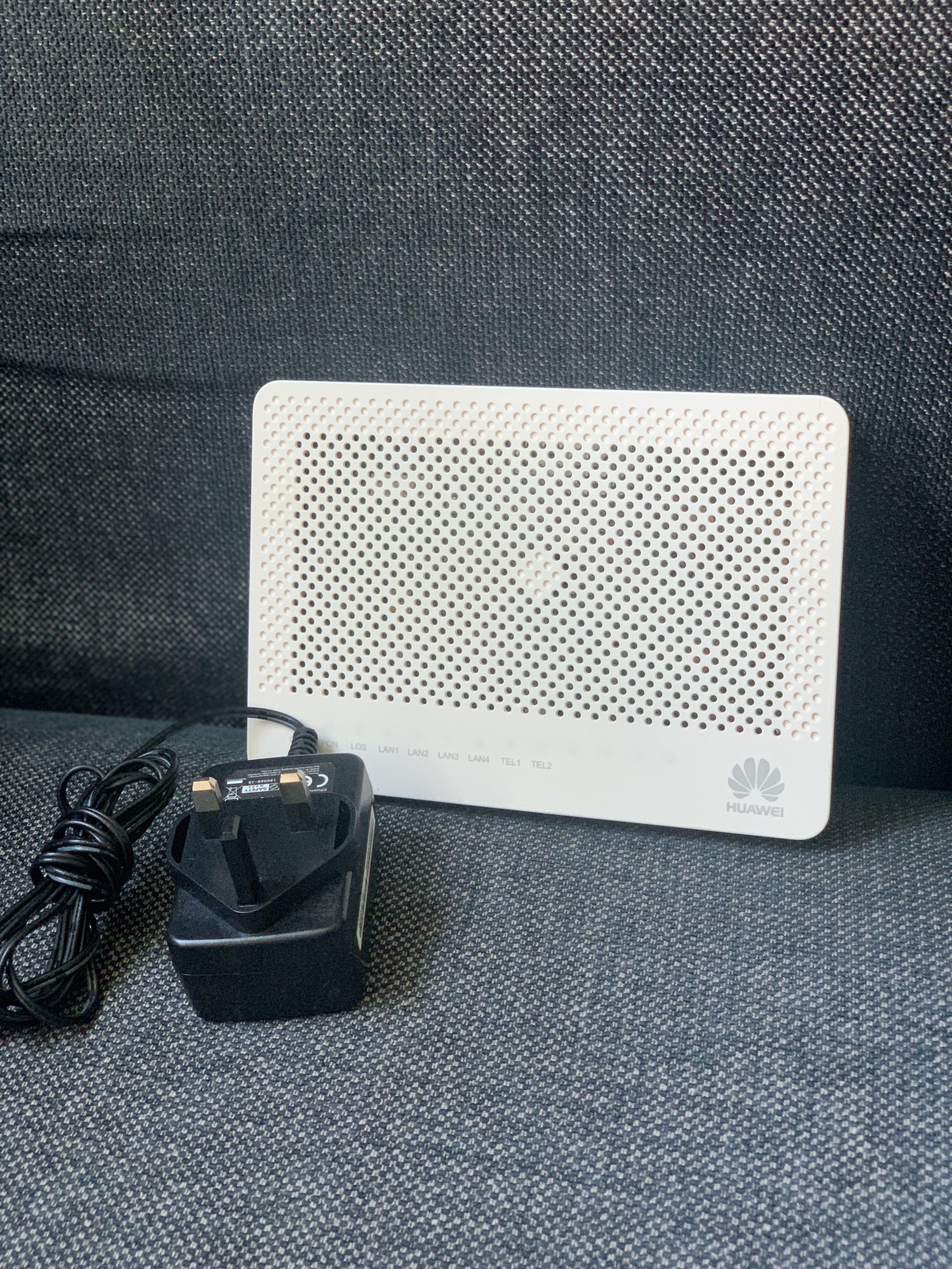 Huawei EchoLife HG8240H5 GPON Terminal, Computers & Tech, Parts ...