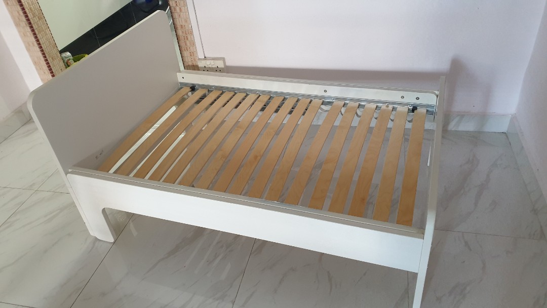 IKEA Slakt extendable Bed frame, Furniture & Home Living, Furniture ...