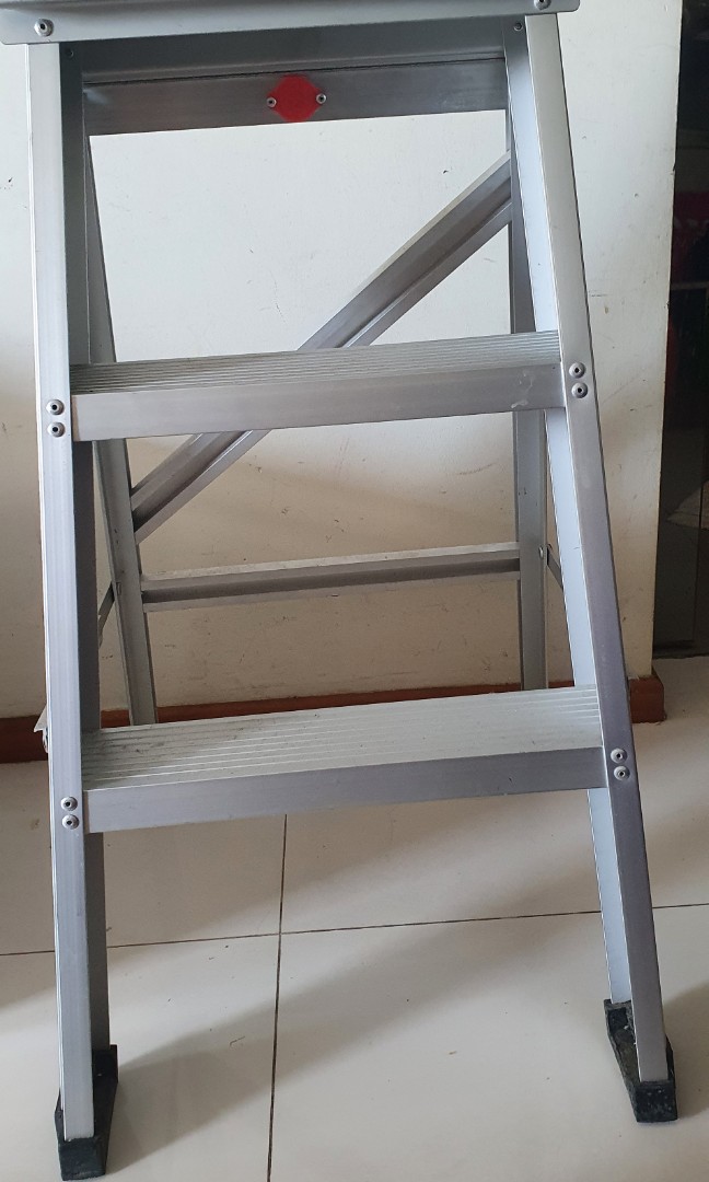 Kangaroo Alum Step ladder, Furniture & Home Living, Home Improvement ...