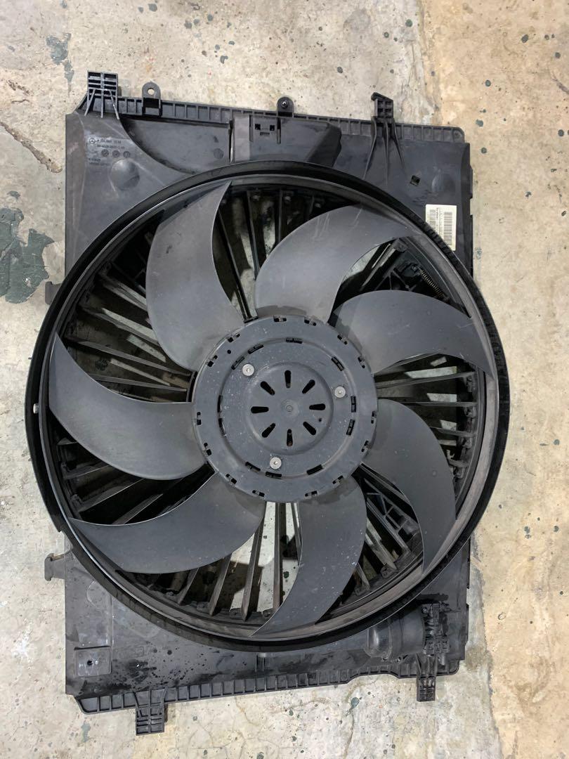 Mercedes Benz radiator fan motor set, Car Accessories, Car Workshops ...