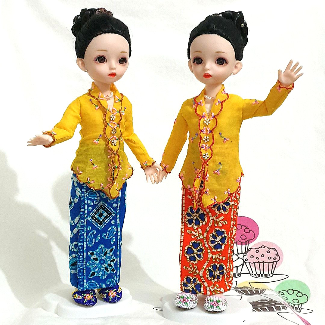 Peranakan Dolls, Hobbies & Toys, Memorabilia & Collectibles, Vintage ...