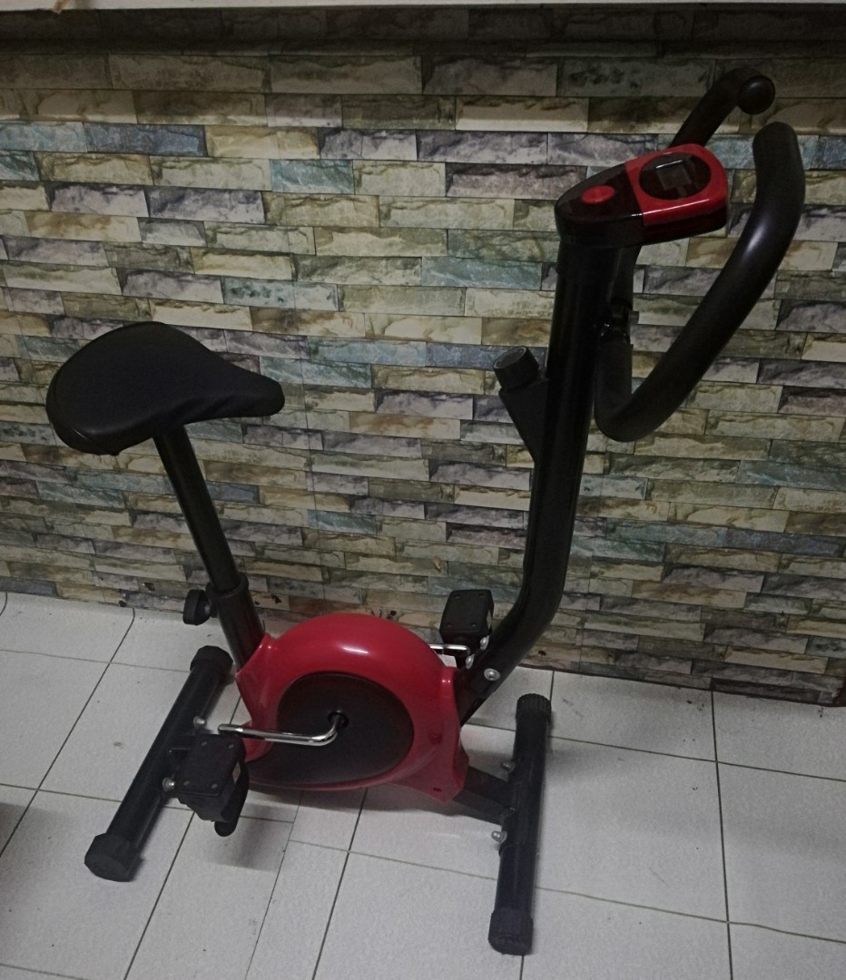Stationary exercise bike, Sports Equipment, Exercise & Fitness, Cardio ...