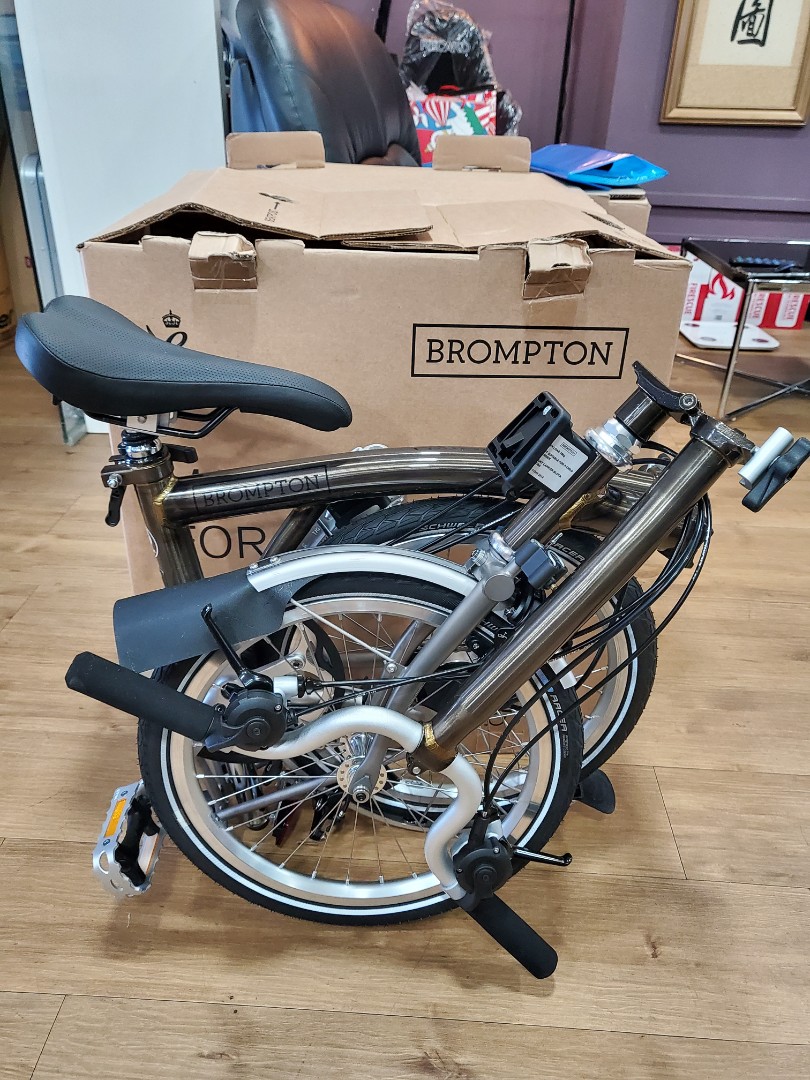Brompton H6LX black laquer superlight, Sports Equipment, Bicycles ...
