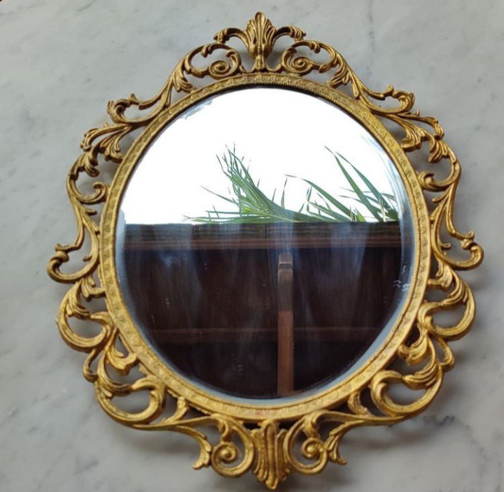 Frame antik italy, Antik, Pajangan di Carousell