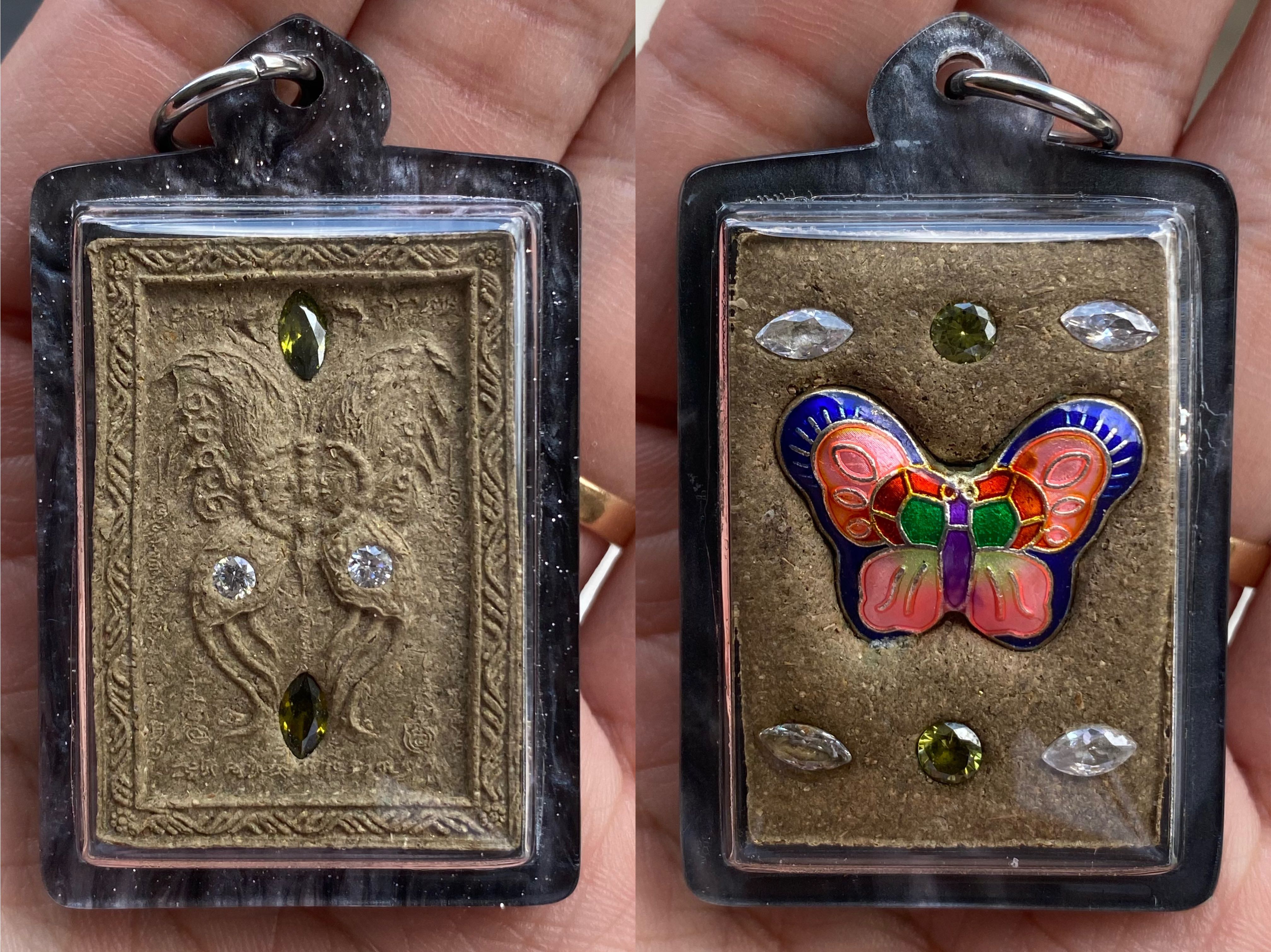 Kruba Krissana Butterfly, Hobbies & Toys, Memorabilia & Collectibles ...