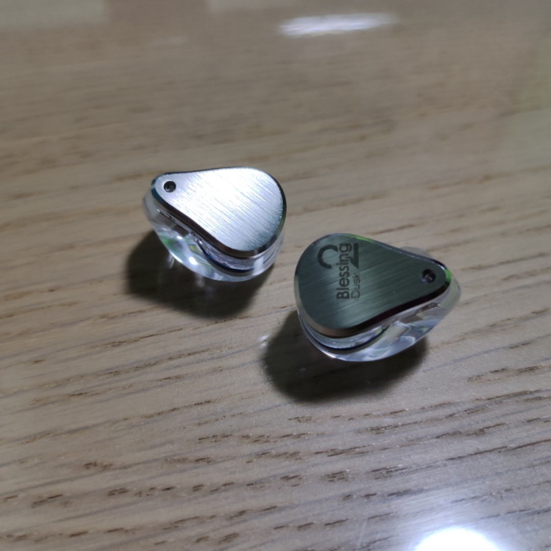 Moondrop Blessing 2 Dusk IEM, Audio, Earphones on Carousell