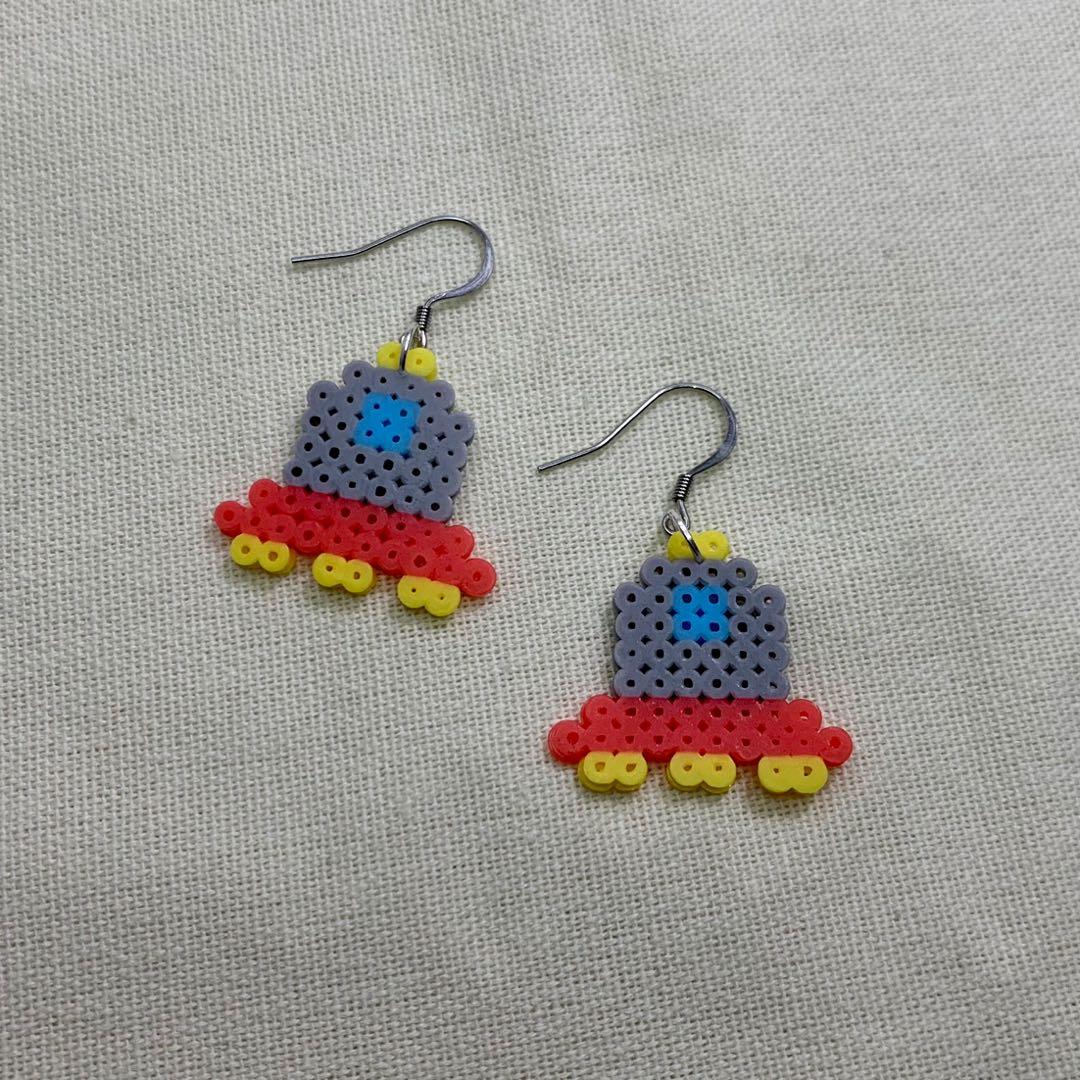 space ship rocket and planet earrings perler beads, Women's Fashion ...