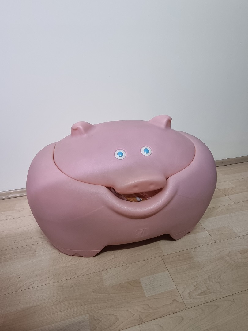 Step 2 Pig Storage Cabinet, Babies & Kids, Baby Nursery & Kids ...