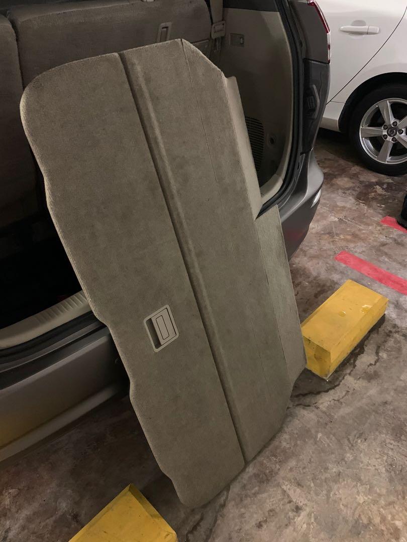 Toyota Estima rear boot cover, Car Accessories, Accessories on Carousell