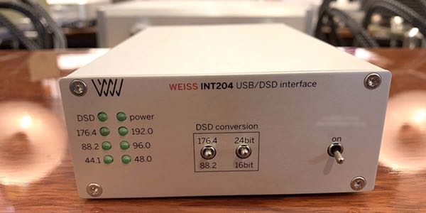 Weiss INT204 USB/DSD Interface (Price Reduced), Audio, Other Audio Equipment on Carousell