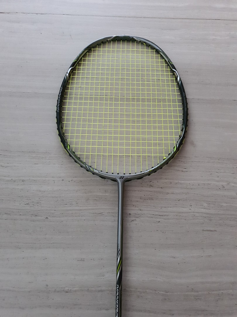 Yonex Nanoray 900, Sports Equipment, Sports & Games, Racket & Ball ...