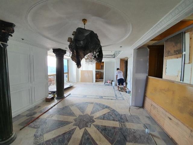 Four 4 Bedrooms For Sale One Beverly Place Greenhills San Juan ...