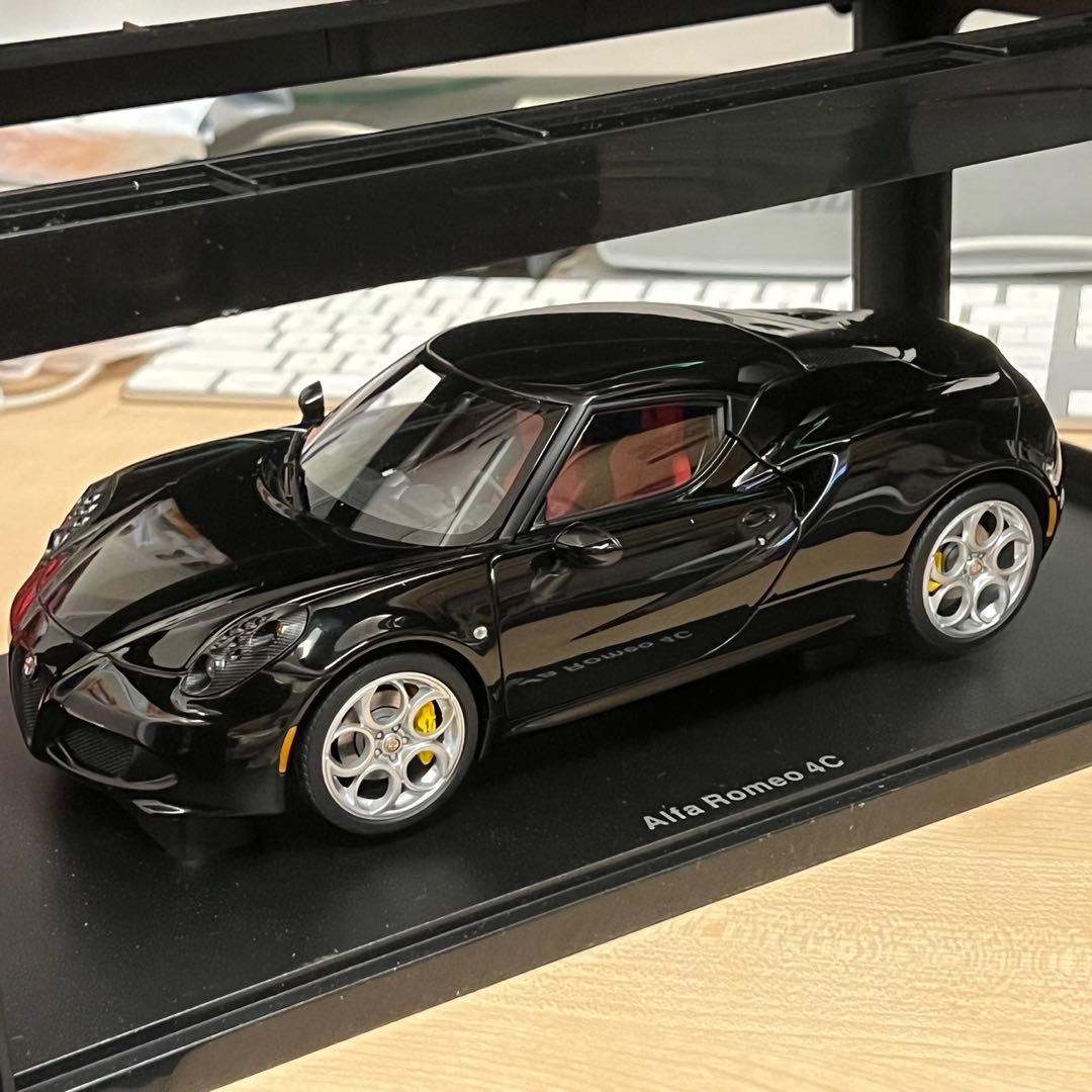 1:18 AutoArt Alfa Romeo 4C (Black), Hobbies & Toys, Toys & Games on ...