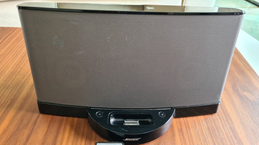 Bose Sounddock Series 2 + Bose Bluetooth Adapter, Audio, Portable Music ...