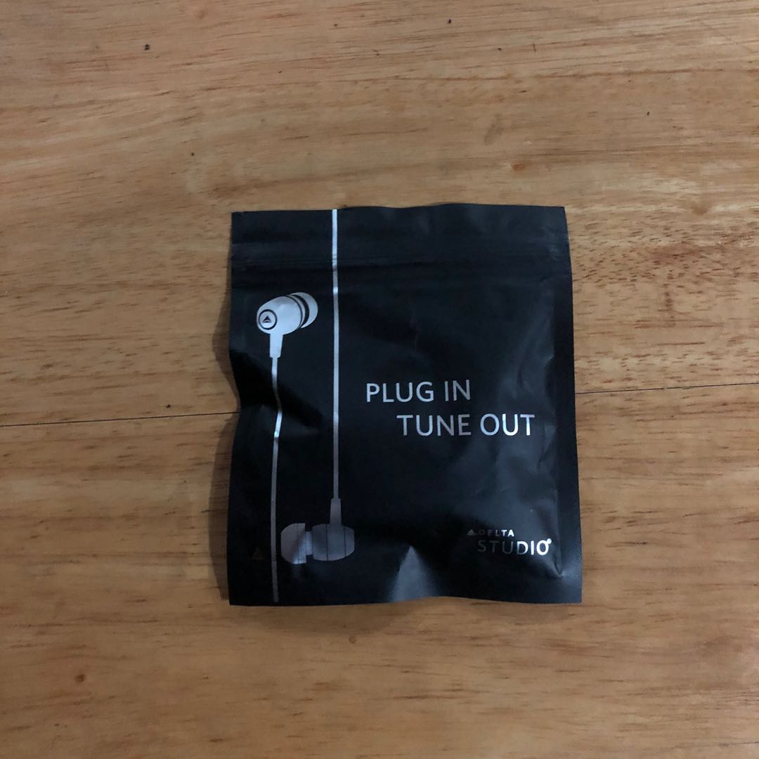 Delta Studio Earphones / Earbuds, Audio, Earphones on Carousell
