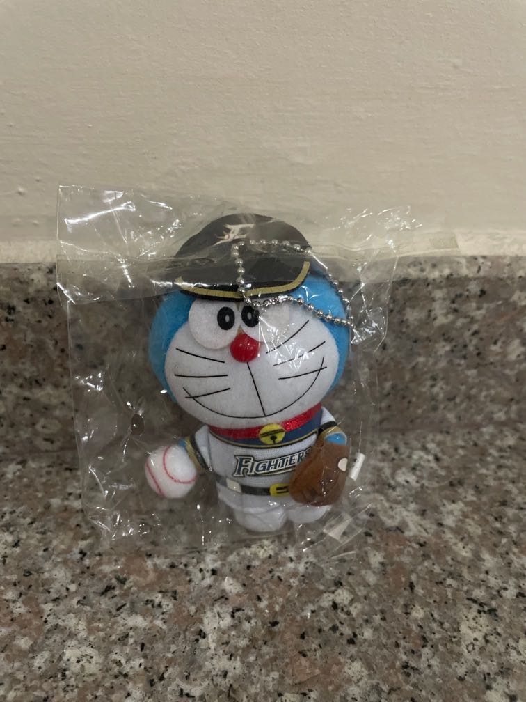 Doraemon Keychain, Everything Else on Carousell