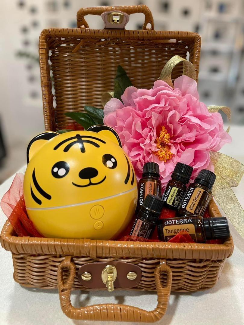 doTERRA CNY Tiger Diffuser Set (Last piece!!), Furniture & Home Living ...