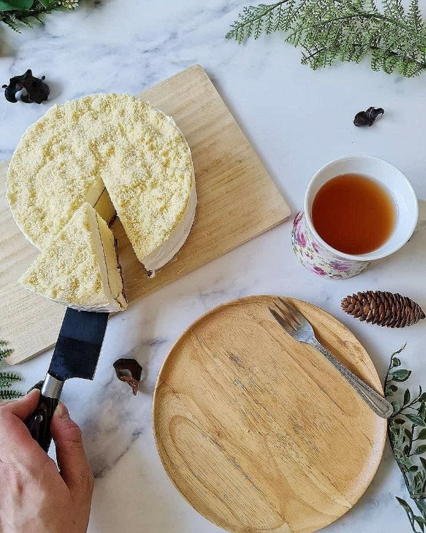 Double Fromage Cake, Food & Drinks, Homemade Bakes on Carousell