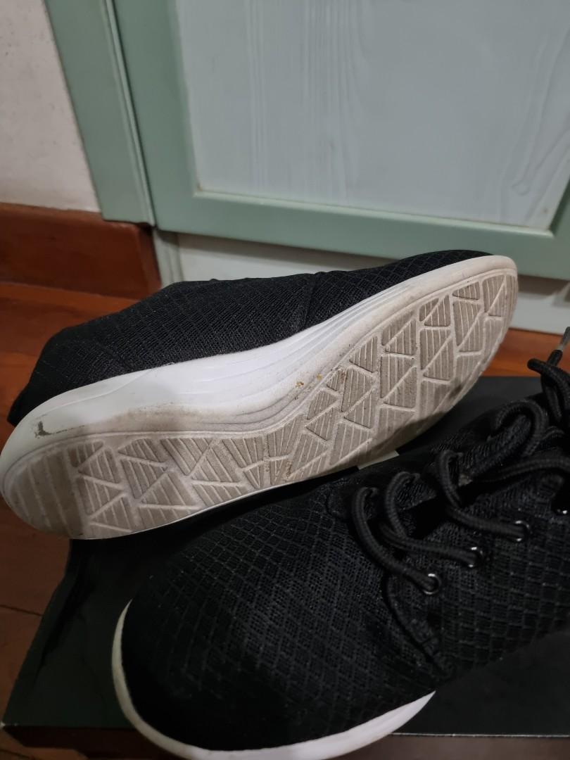 GU shoes US SIZE 9, Men's Fashion, Footwear, Sneakers on Carousell