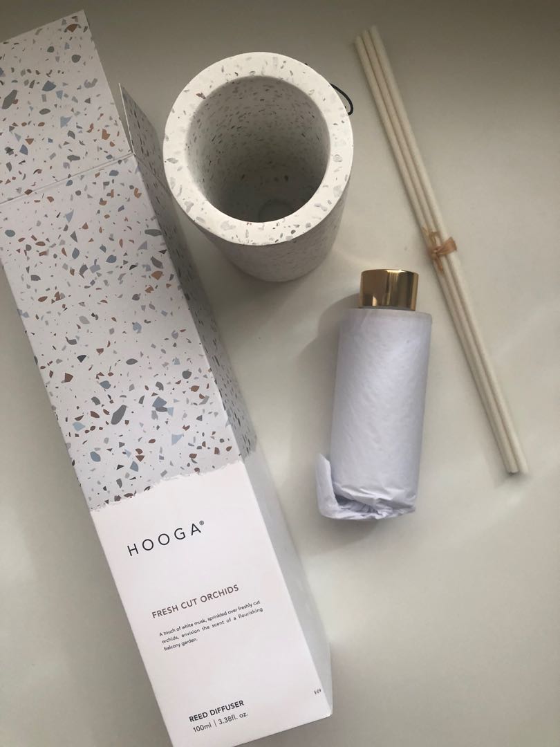 HOOGA Reed Diffuser - FRESH CUT ORCHIDS, Furniture & Home Living, Home ...