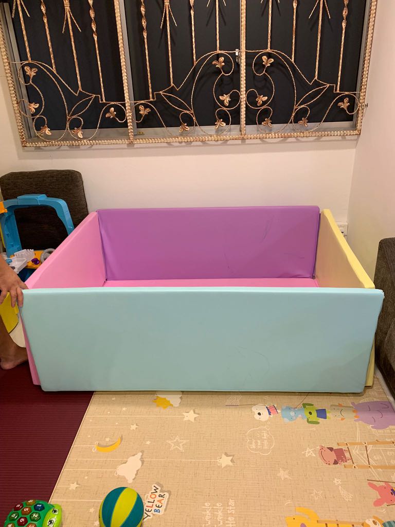 Korea FOLDAWAY bumper mat, Furniture & Home Living, Furniture, Bed ...