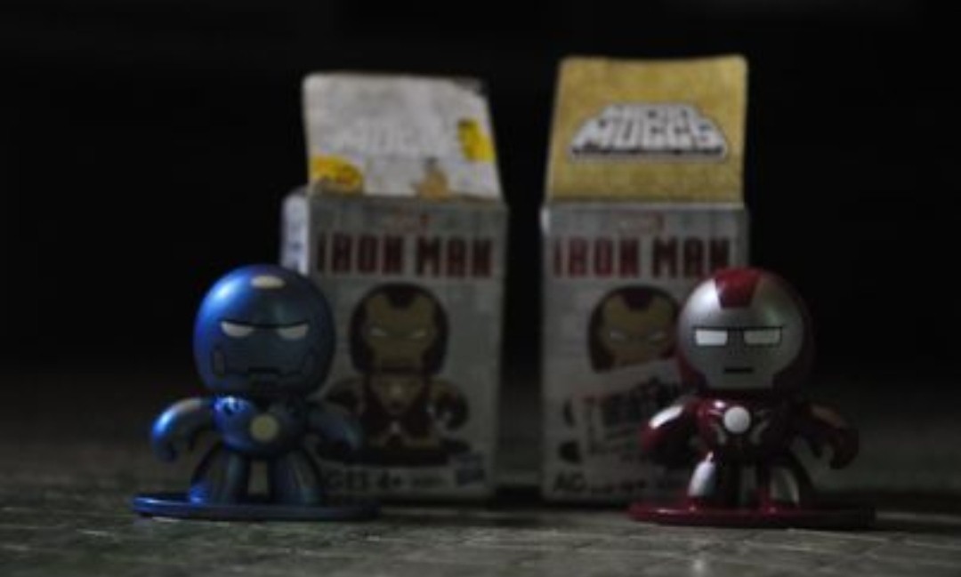 Micro Muggs Iron Man Set of 2, Hobbies & Toys, Toys & Games on Carousell