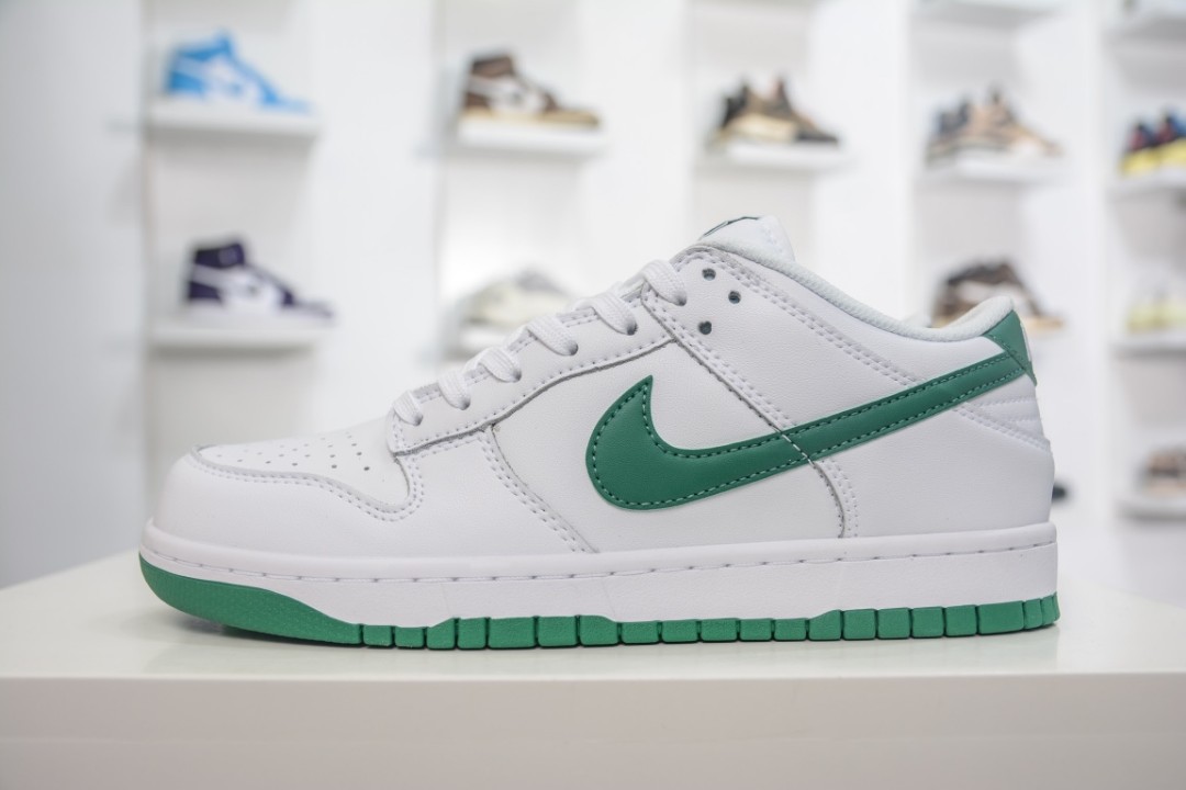 Nike Dunk Low “White Green Noise” (W)(2021) DD1503-112, Men's Fashion ...
