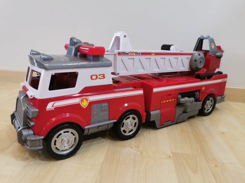 Paw Patrol - Ultimate Fire Truck & Paw Patroller, Hobbies & Toys, Toys ...