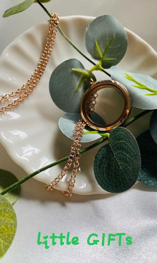 Plain Locket with Loops Necklace, Women's Fashion, Jewelry & Organisers ...