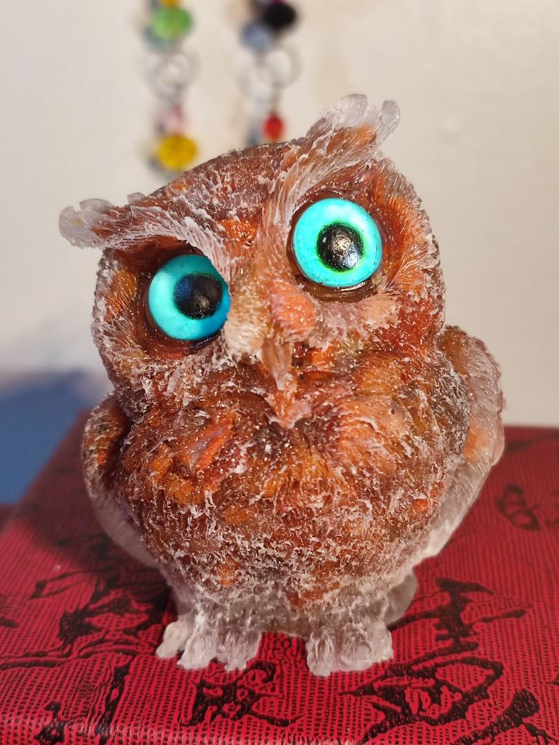 Resin Owl with Natural Chips Inside, Hobbies & Toys, Memorabilia ...
