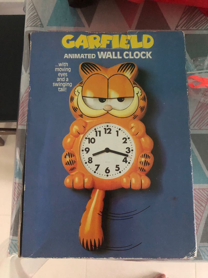 Vintage Garfield wall clock, Furniture & Home Living, Home Decor ...